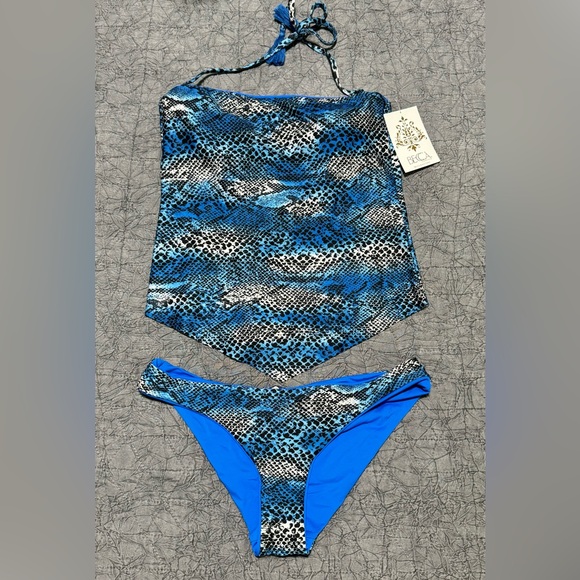 BECCA | Swim | New Becca By Rebecca Virtue Animal Snake Untamed Tankini ...